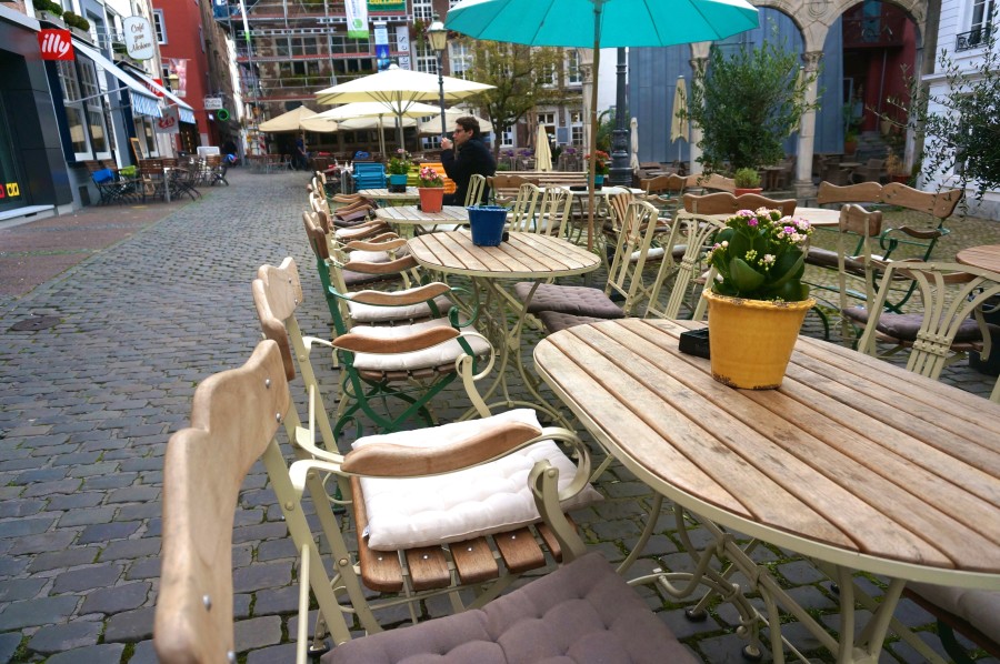 Aachen Germany Day Trip: Printen, Currywurst and Fast Trains