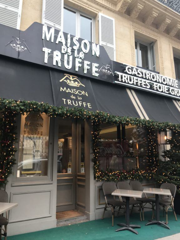 Ultimate Guide to the Top 40 Paris Souvenirs and Gifts 2023 - Souvenir ...