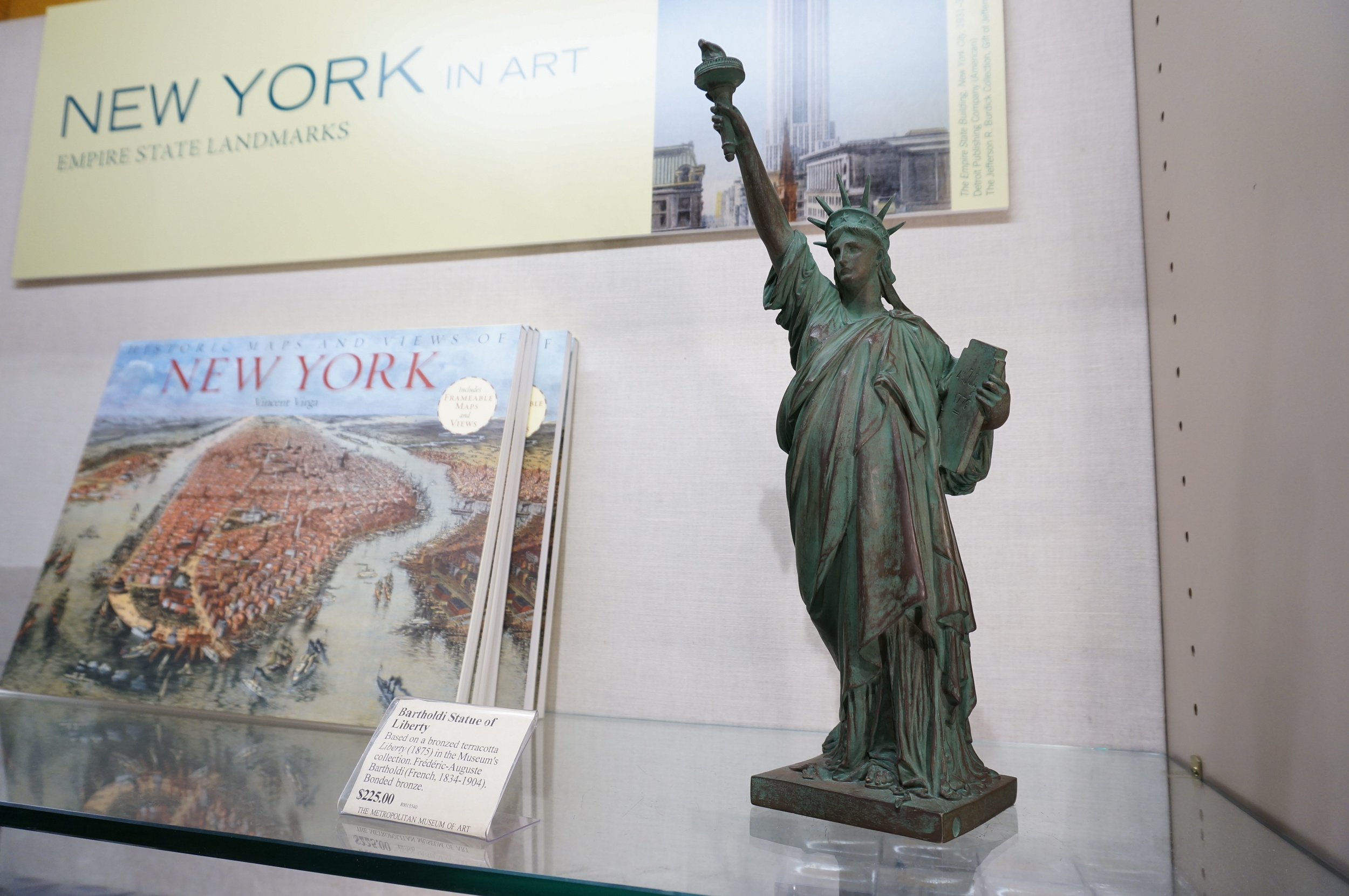 Metropolitan Museum of Art Gift Shop: Come for the Art, Stay for the ...